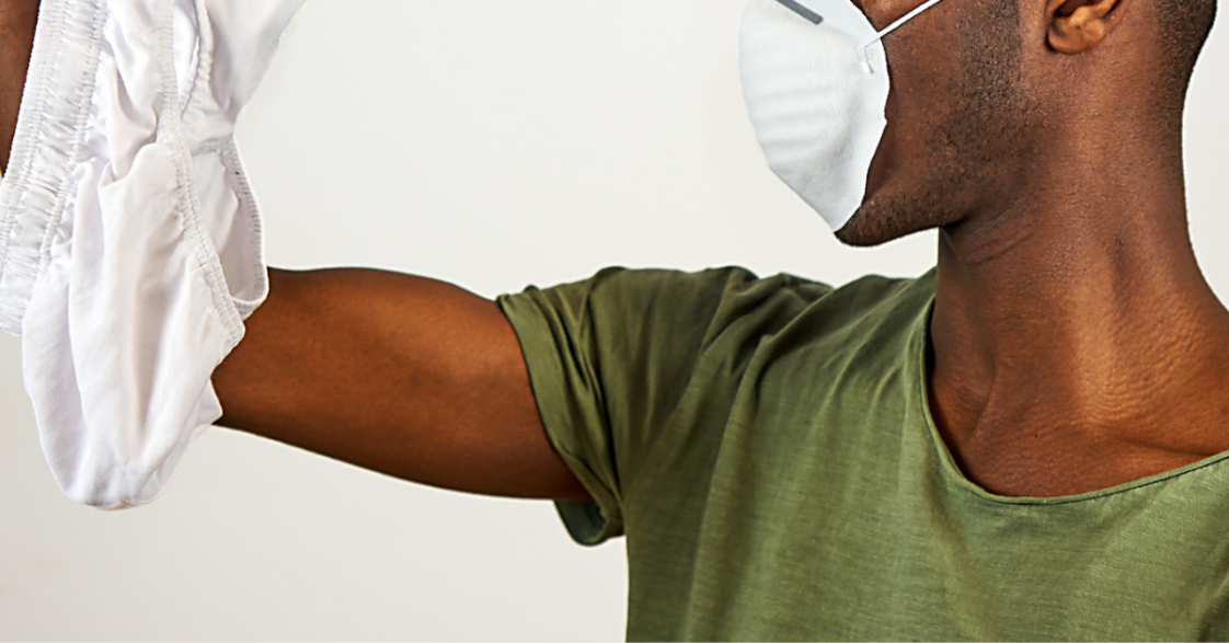 Guy Irate After GF Refuses To Wash His Soiled Underwear