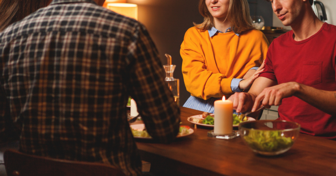 Woman At Odds With Friend Over Split Bill On Double Date