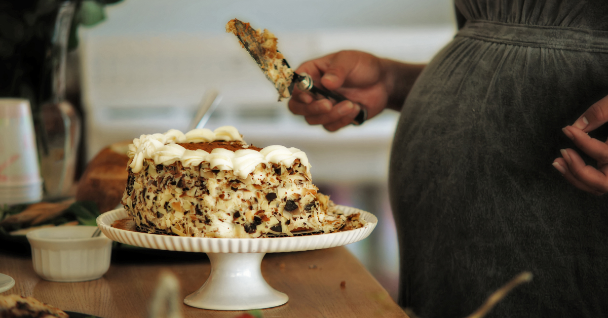Mom Won't Let Pregnant Guest Have B-Day Cake At BBQ