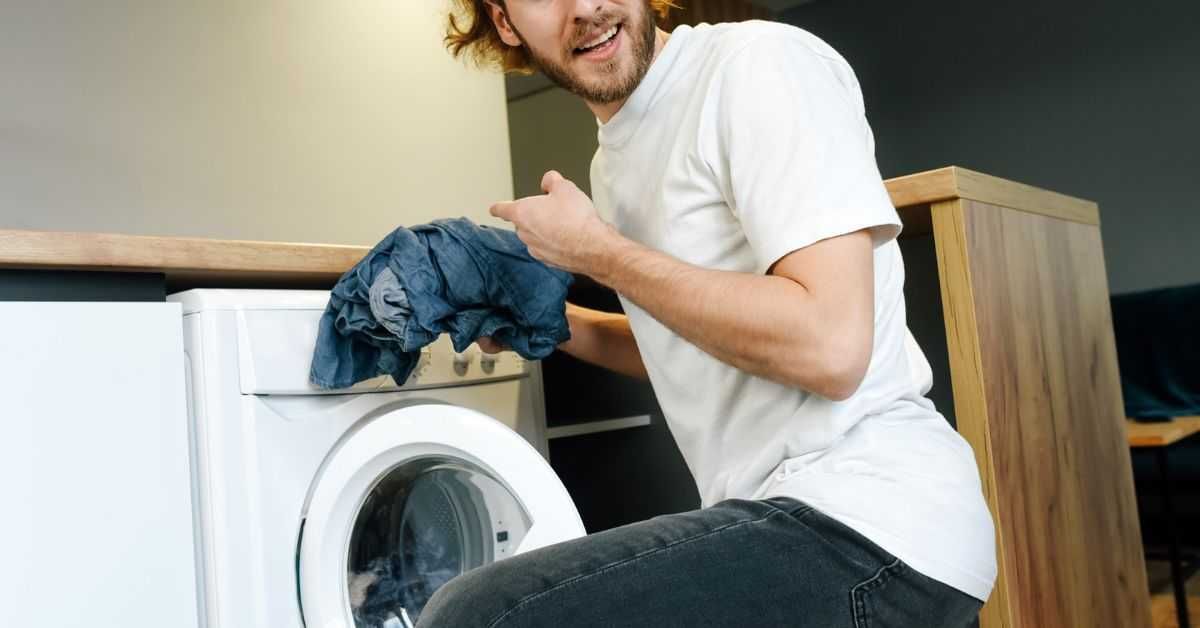 Dad Scolds Wife About Laundry After Her Surgery: REDDIT