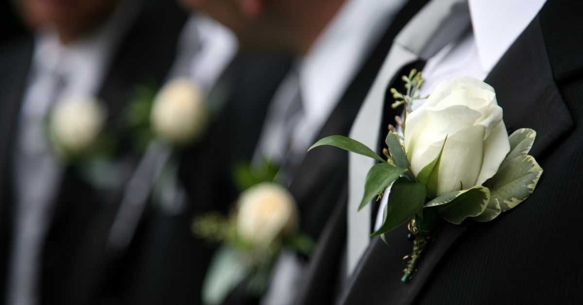 Groom Picks BFF As Best Man Over Stepbrother: REDDIT
