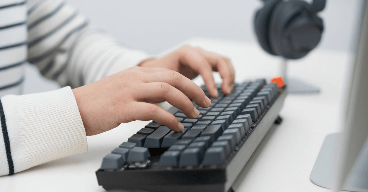 Redditor Told Off For Using Term 'Fat-Fingered': REDDIT