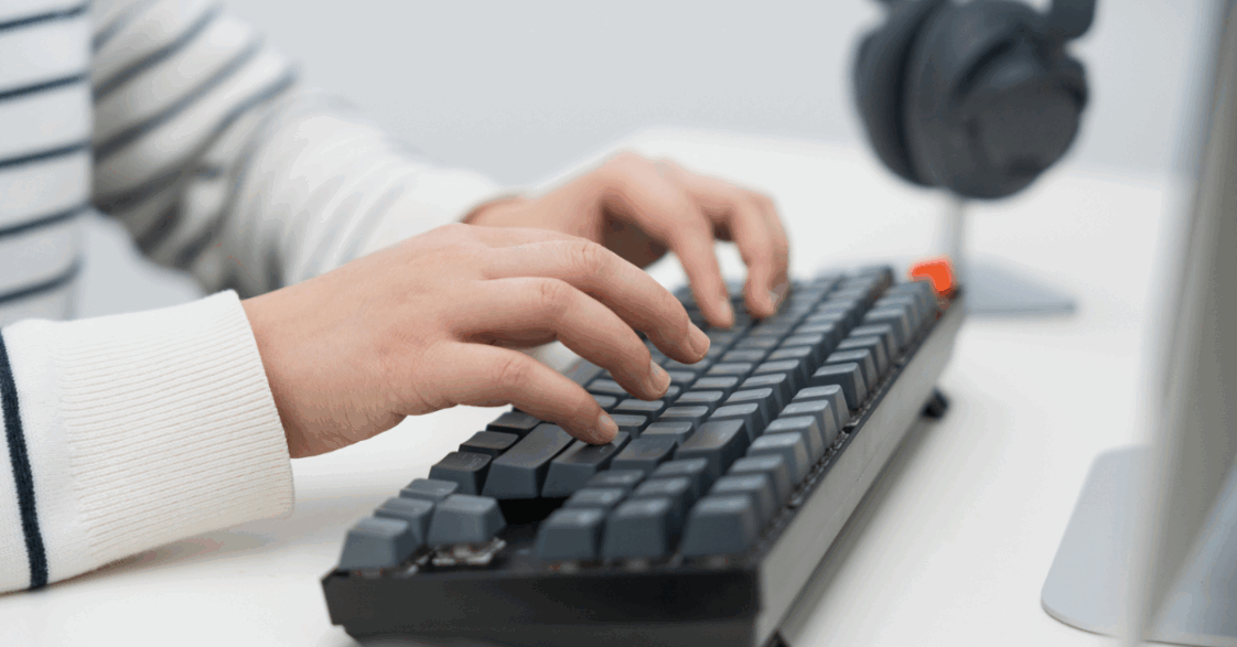 Redditor Told Off For Using Term 'Fat-Fingered': REDDIT